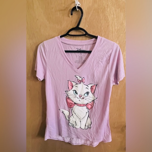 Disney | Tops | Disney Marie Tshirt | Poshmark